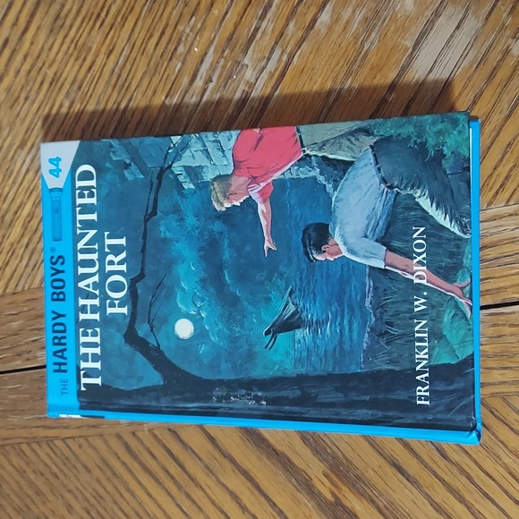 Grosset Dunlap Publishers | Other | The Hardy Boys The Haunted Fort 44 ...